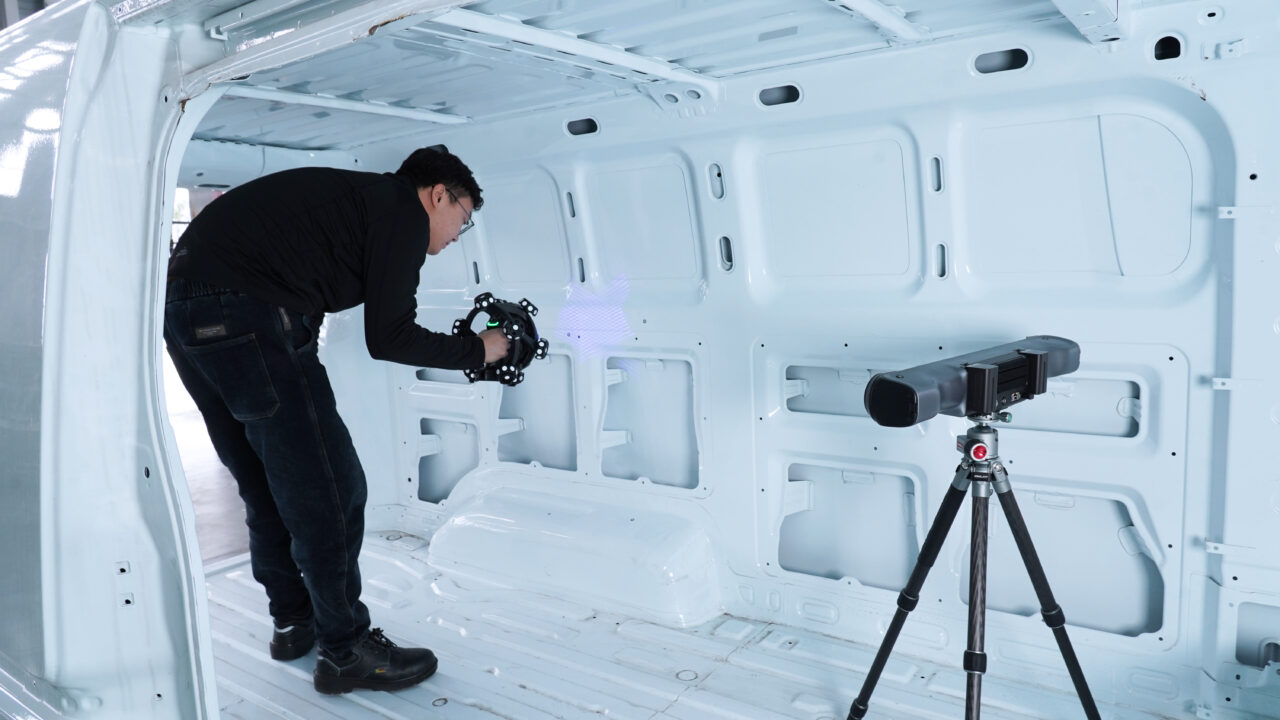 Wireless 3D Scanning for Precision Measurement